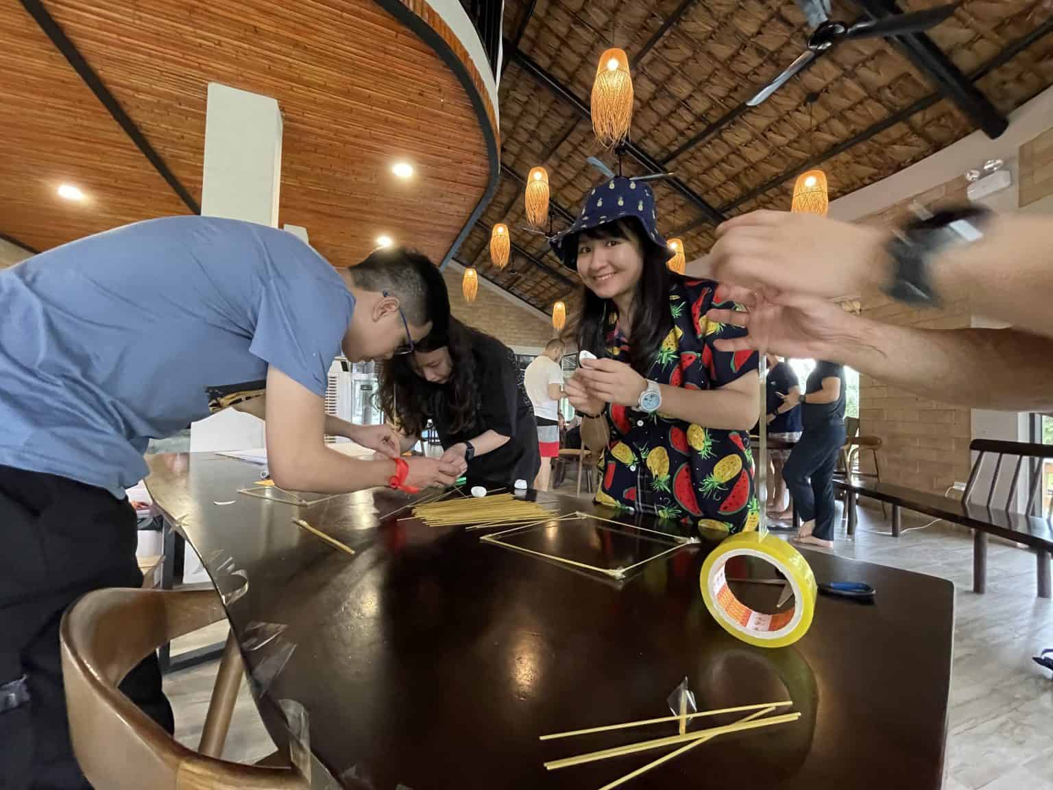 28 Quick 5-Minute Team Building Activities to Boost Morale