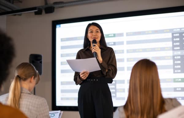 How To Write A Presentation 101 | Step-by-Step Guides with Best ...