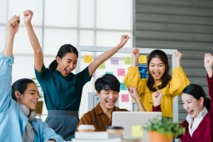 What is Team Engagement? (Tips to Build A Highly Engaged Team in 2025 ...