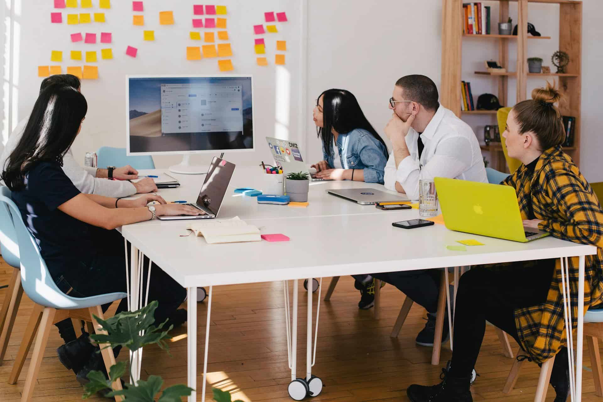 Catch-up Meetings Best Practices To Maximize Efficiency